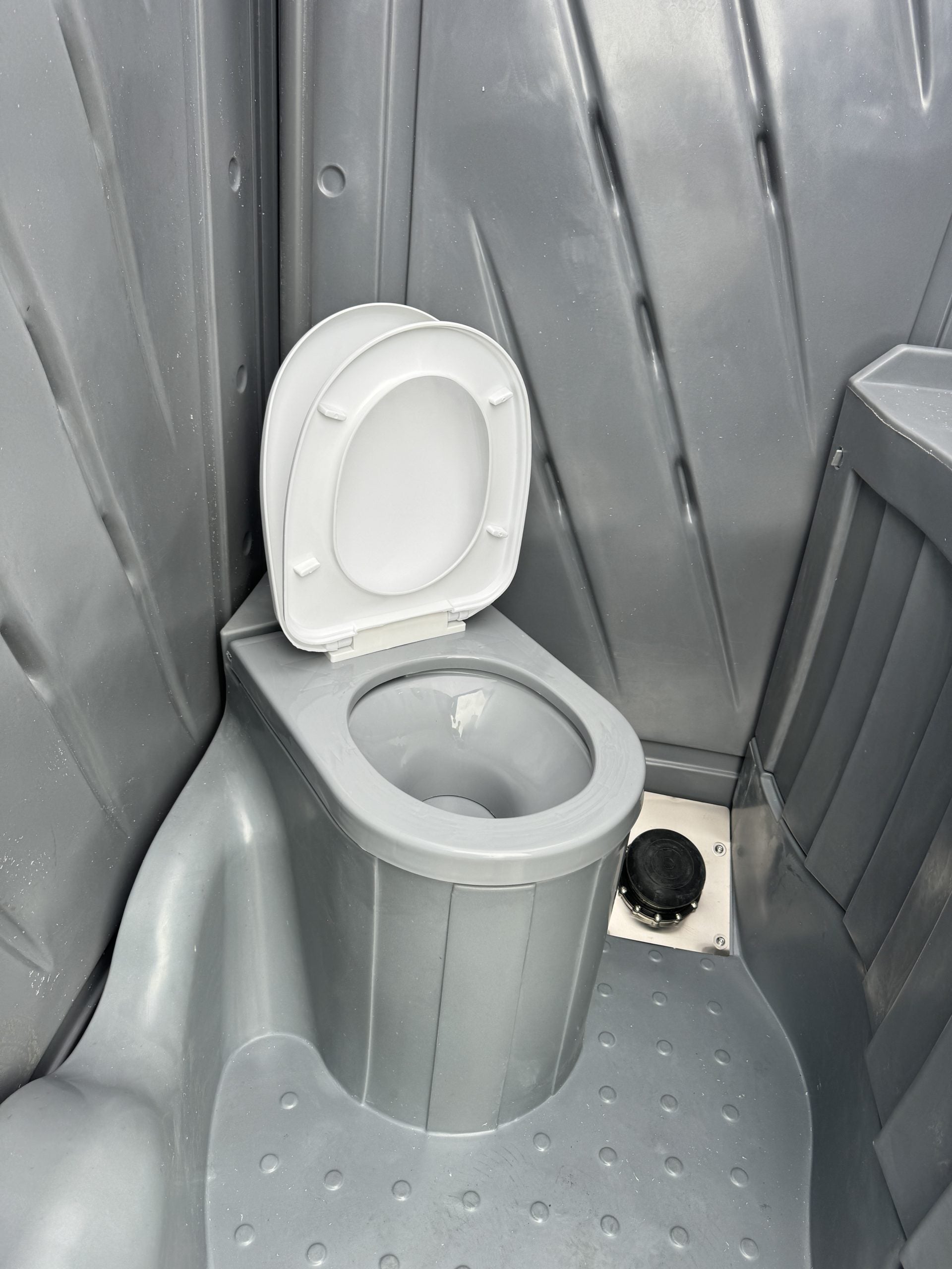 Temporary toilet for sale with loop on the top – Mixsteel